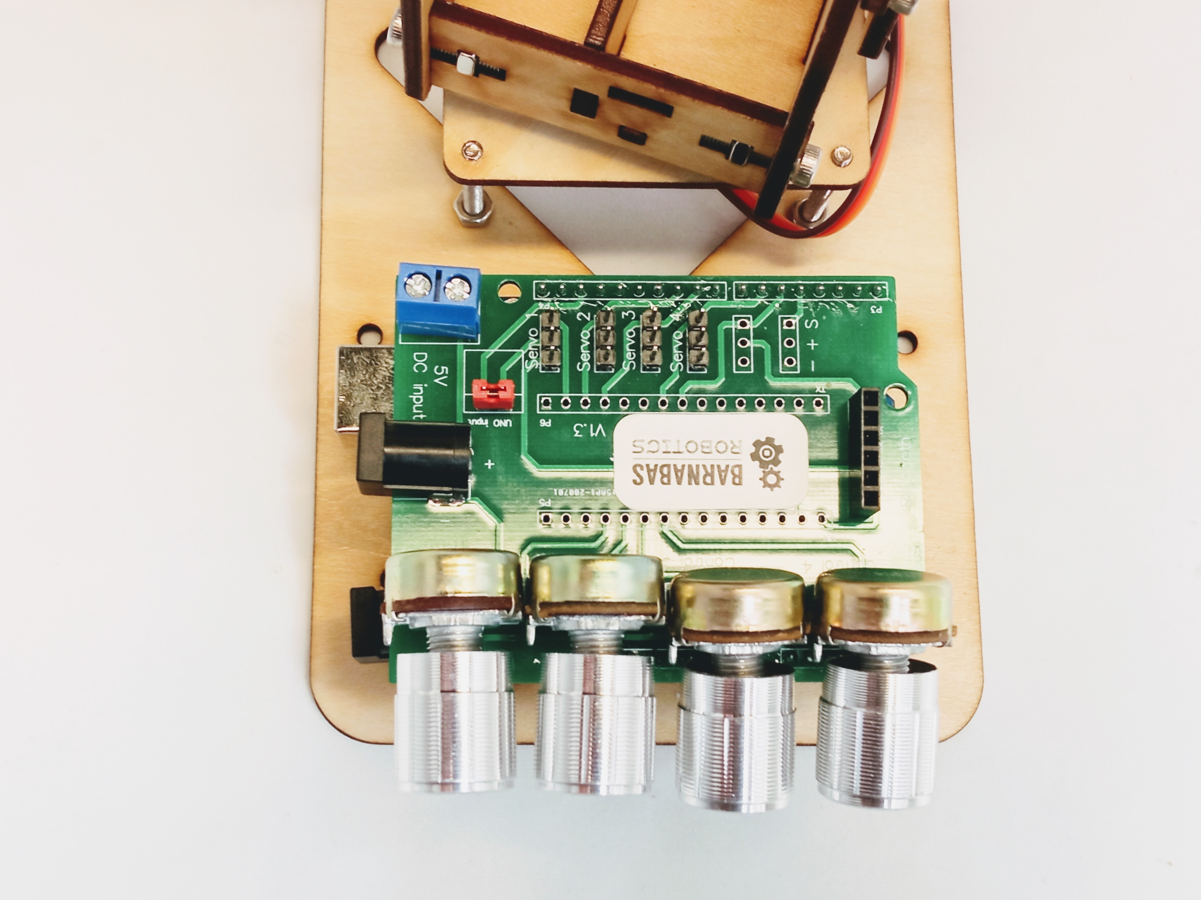 Barnabas Robotics – Build. Learn. Teach. Inspire.